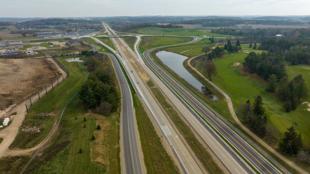 USH 12/CTH AB Interchange : CORRE